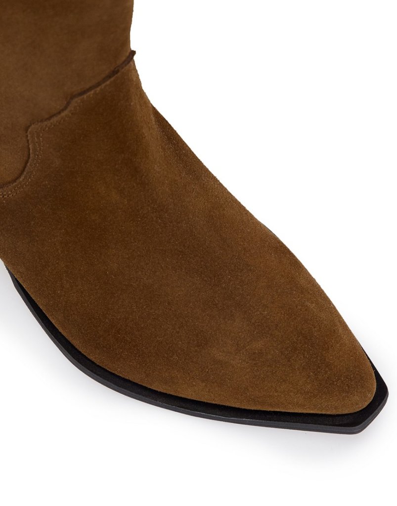 Чоботи у ковбойському стилі — KAPSULA. Без подібних